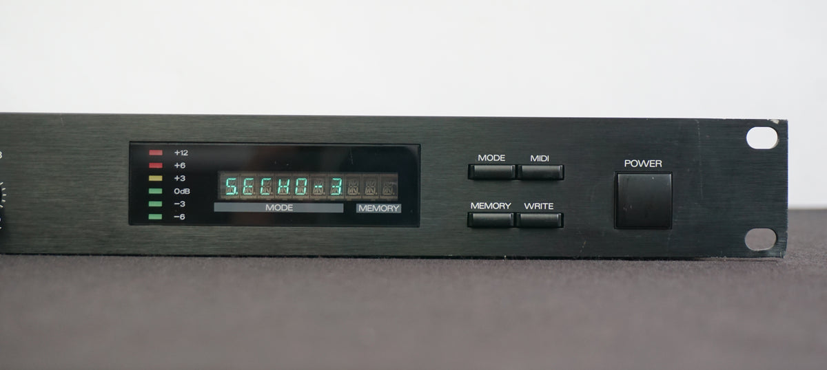 Roland RE-3 Space Echo / Digital Echo 1U Rack Mount Effects Unit - 100 ...