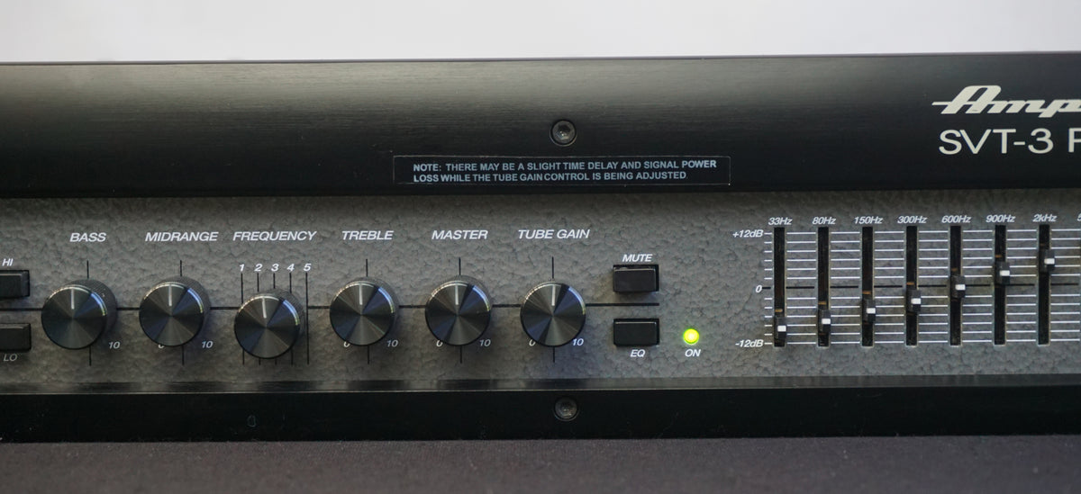 Ampeg SVT‑3 Pro Hybrid Tube Preamp 2U Rackmount Bass Head - 240V – LOFI ...