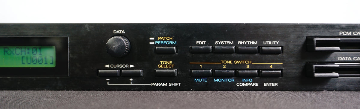 Roland JV-880 90's Synthesiser Expandable Rack Mount MIDI Sound Module ...