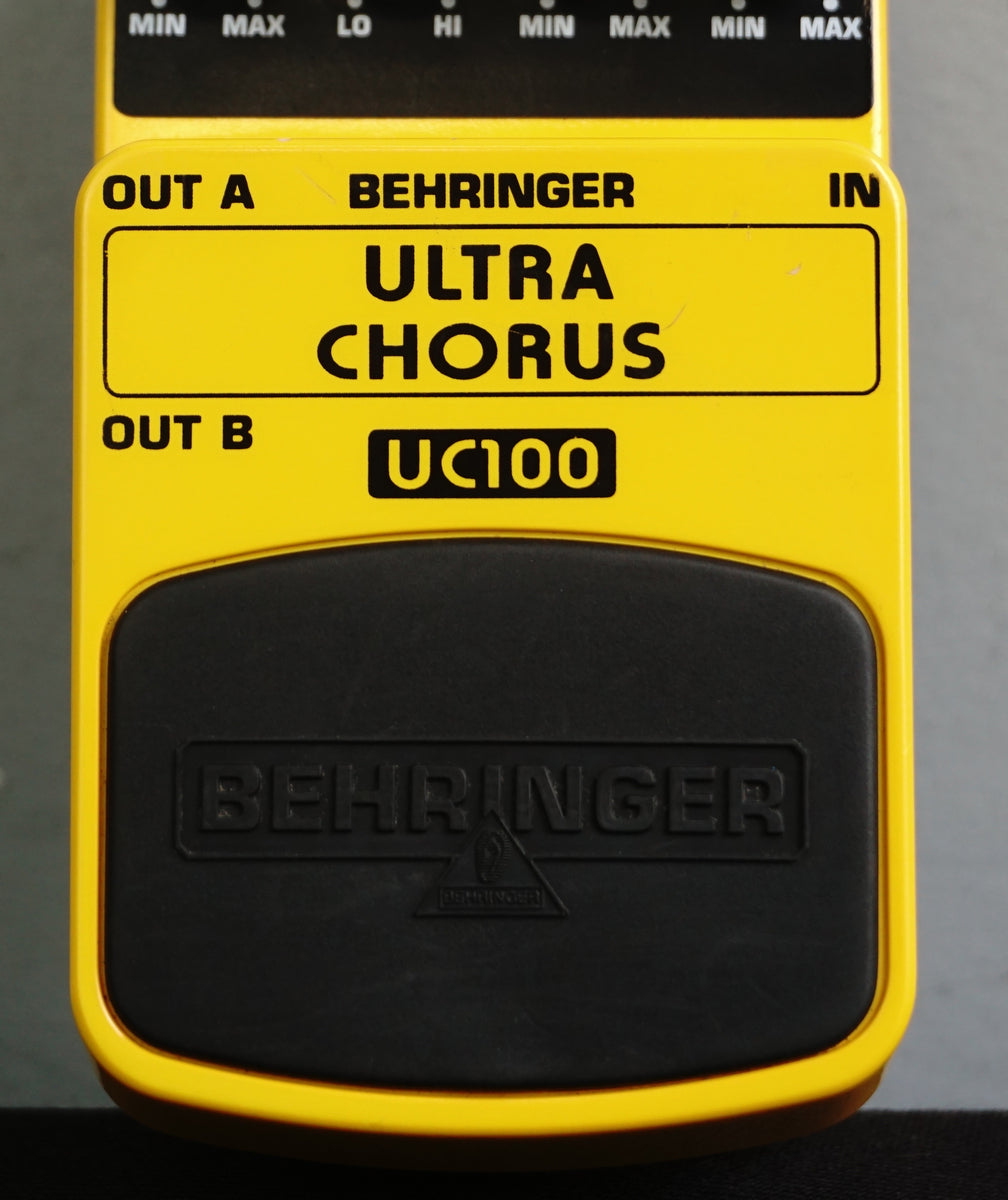Behringer UC100 Ultra Chorus Yellow Electric Guitar Effects Pedal ...
